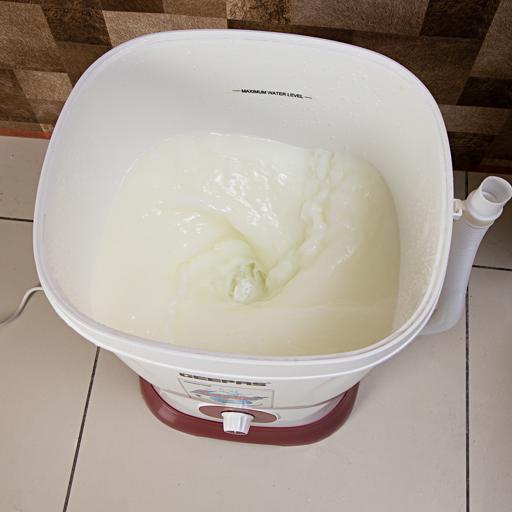 Buy Geepas 160 Watts Plastic Laban Maker 25 L - Yogurt Maker Machine ...