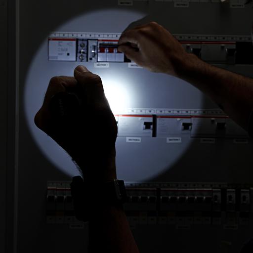 3 IN 1 Family Pack Rechargeable Led Flashlight Geepas GFL4658